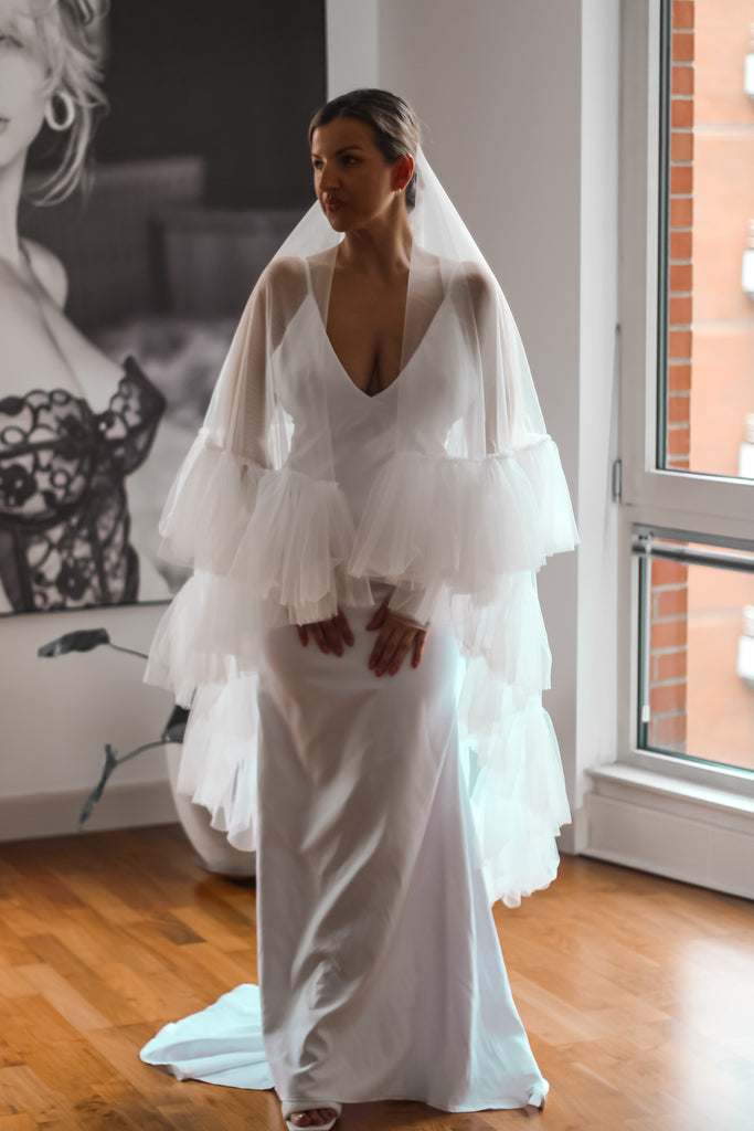 Cathedral Ruffled Wedding Veil by Velo Bianco